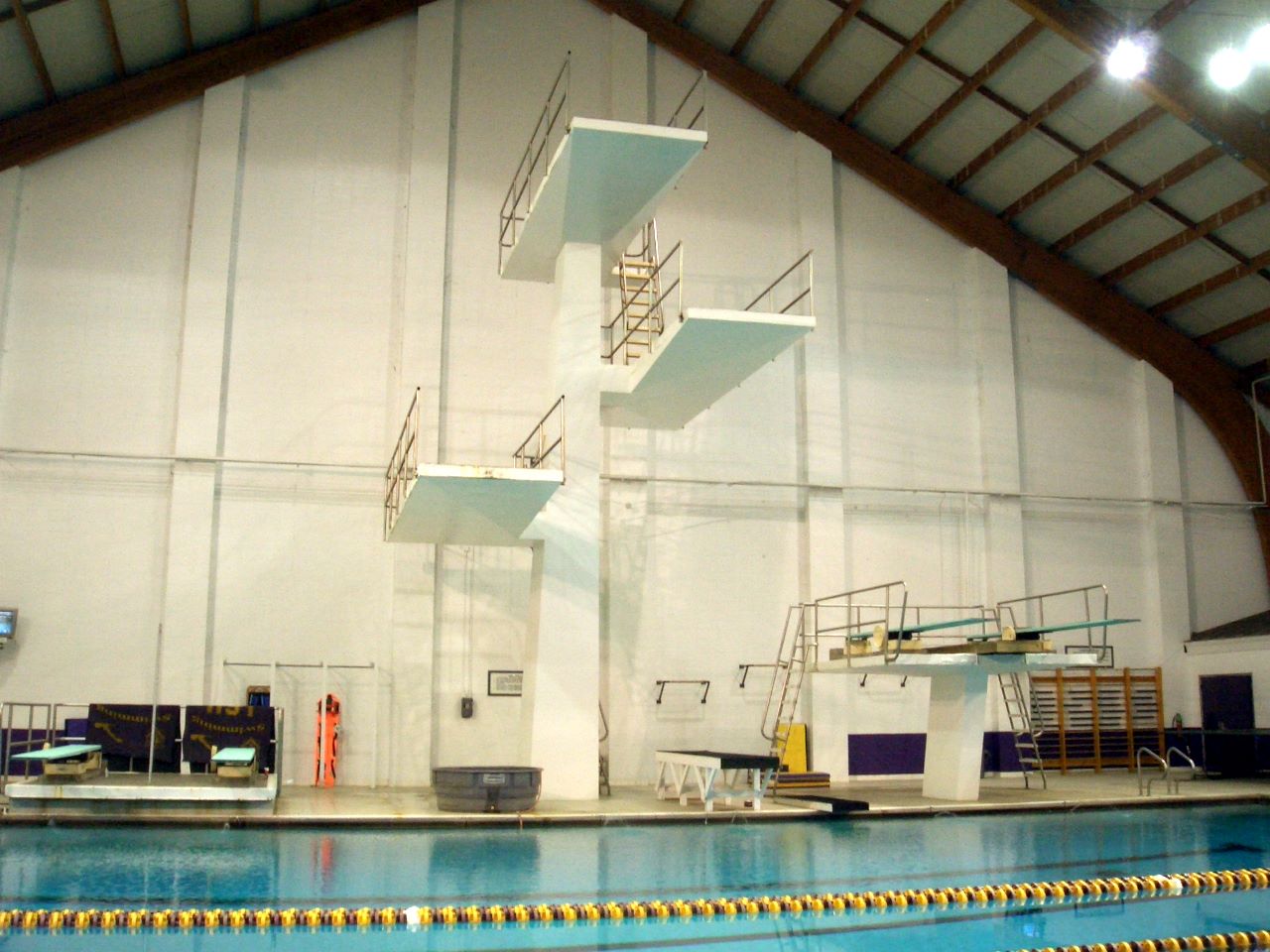 Locations Hub - LSU Swimming Pool