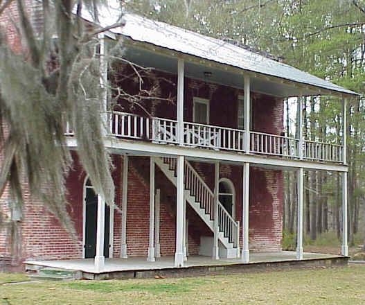 Locations Hub - Old Livingston Parish Courthouse